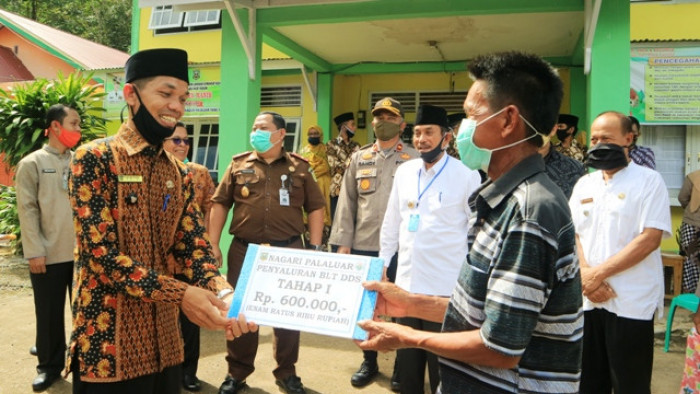 Proses Pendataan Cepat, Nagari Palaluar Salurkan BLT Dana Desa