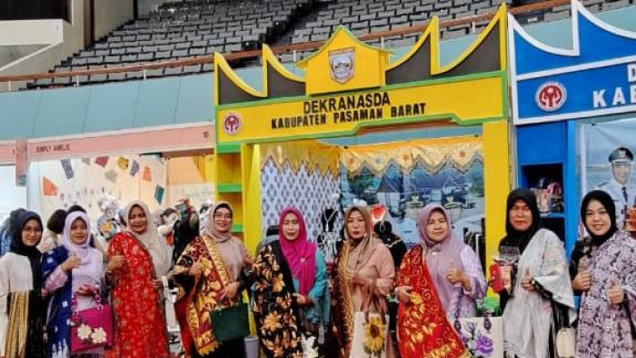 Pasbar Perkenalkan Produk Daerah pada JCC Jakarta