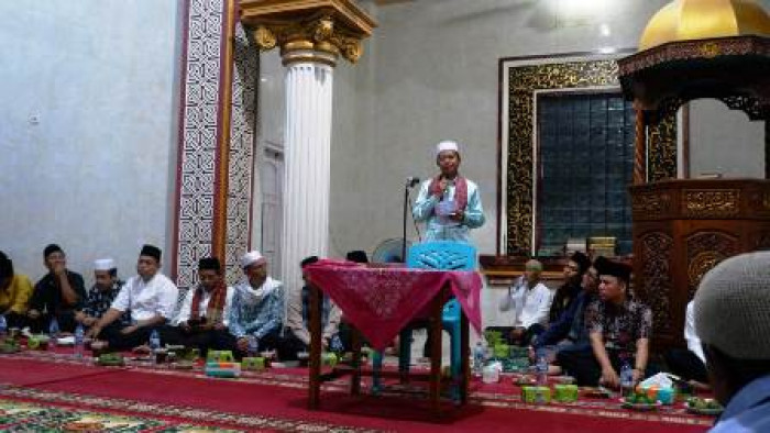 Tim Ramadan Pemprov Bantu Masjid Nurul Iman Rp50 Juta Di Ranah Batahan